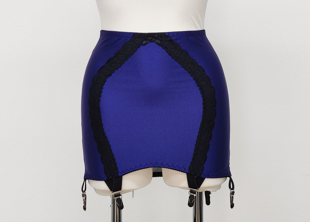 Girdles – Coco'sRetroCloset